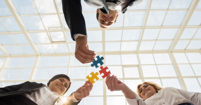 How to Work with People Who Have Different Perspectives | Thriving Track